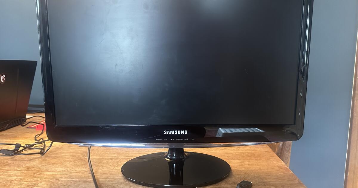 Samsung computer monitor for Free in Minneapolis, MN | For Sale & Free ...