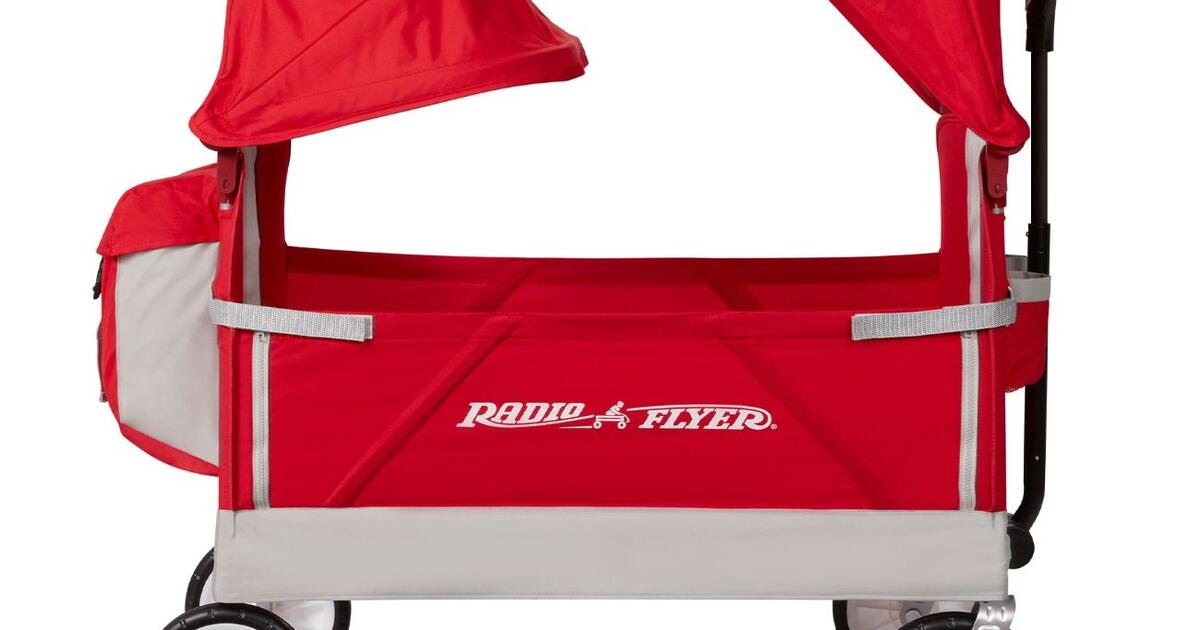 Radio Flyer 3952Z Dual Canopy Family Wagon, Adjustable Canopies with ...