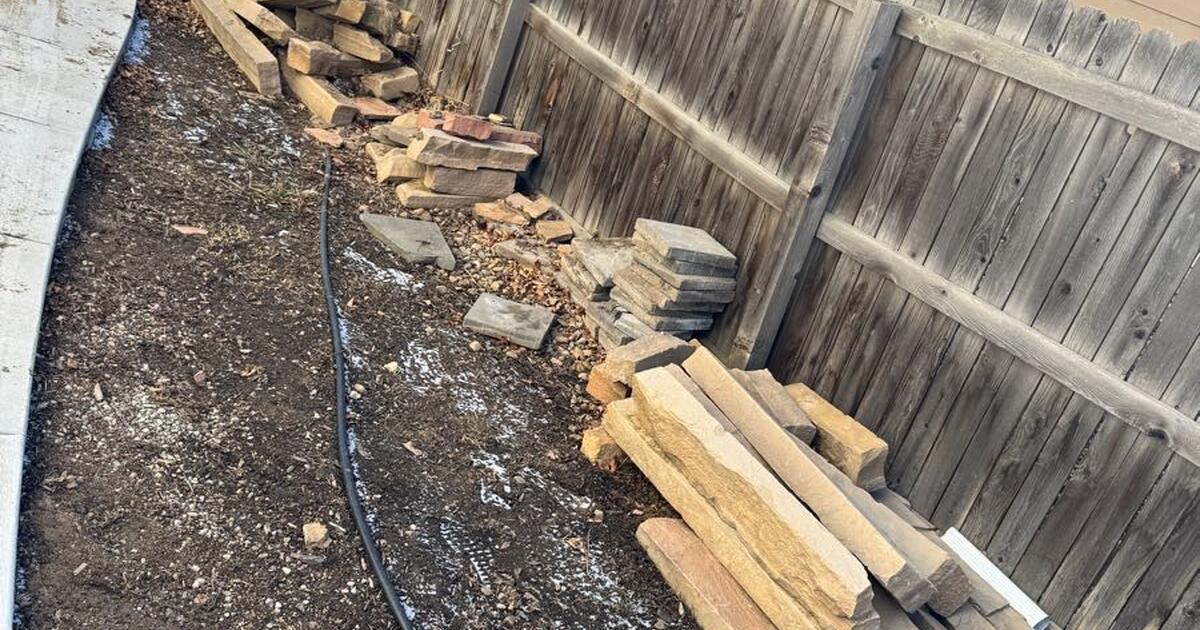 Free landscaping blocks for Free in Thornton, CO | For Sale & Free ...