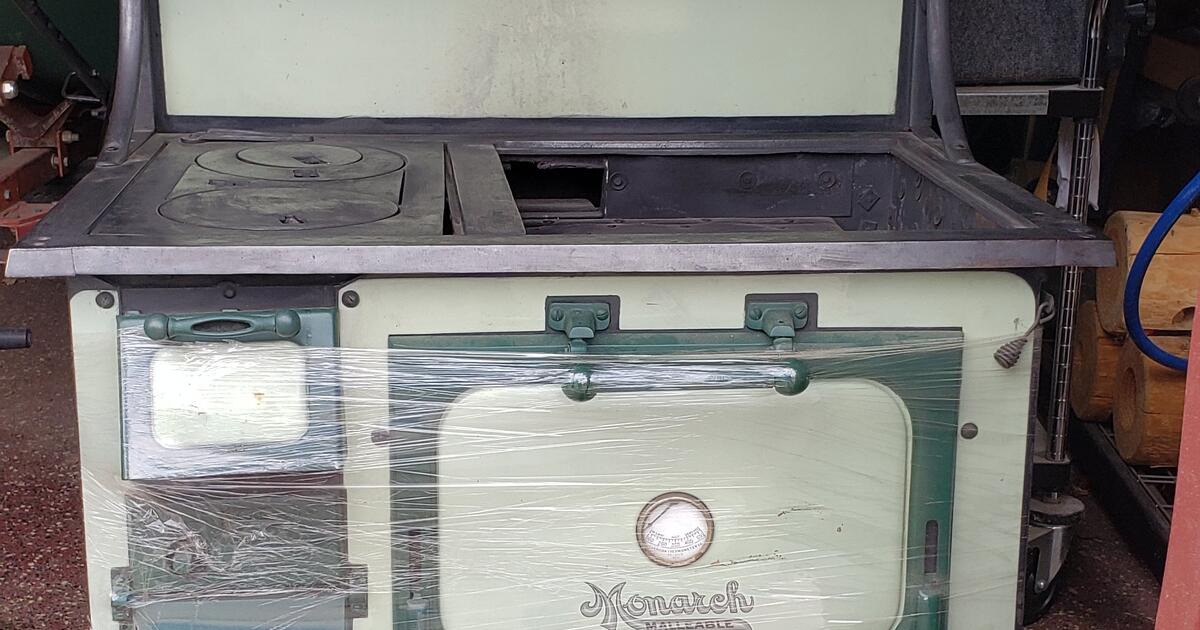 1920-1930's Antique Monarch Maleable cast iron/ porcelain stove for ...