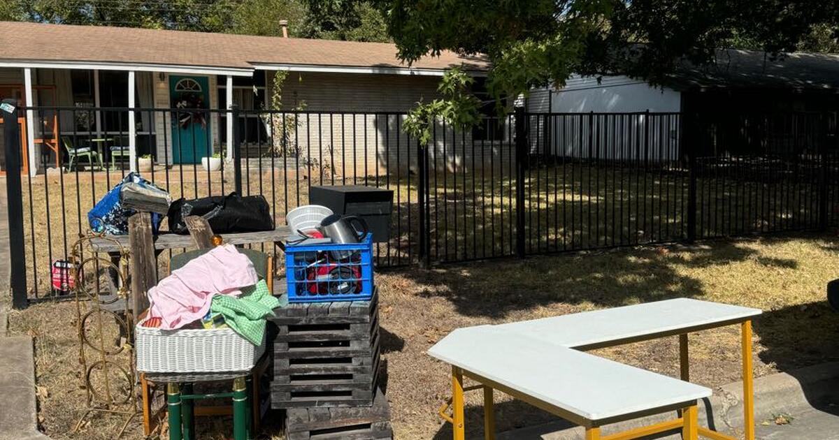 FREE Home goods, textiles, furniture FREE for Free in Austin, TX | For ...