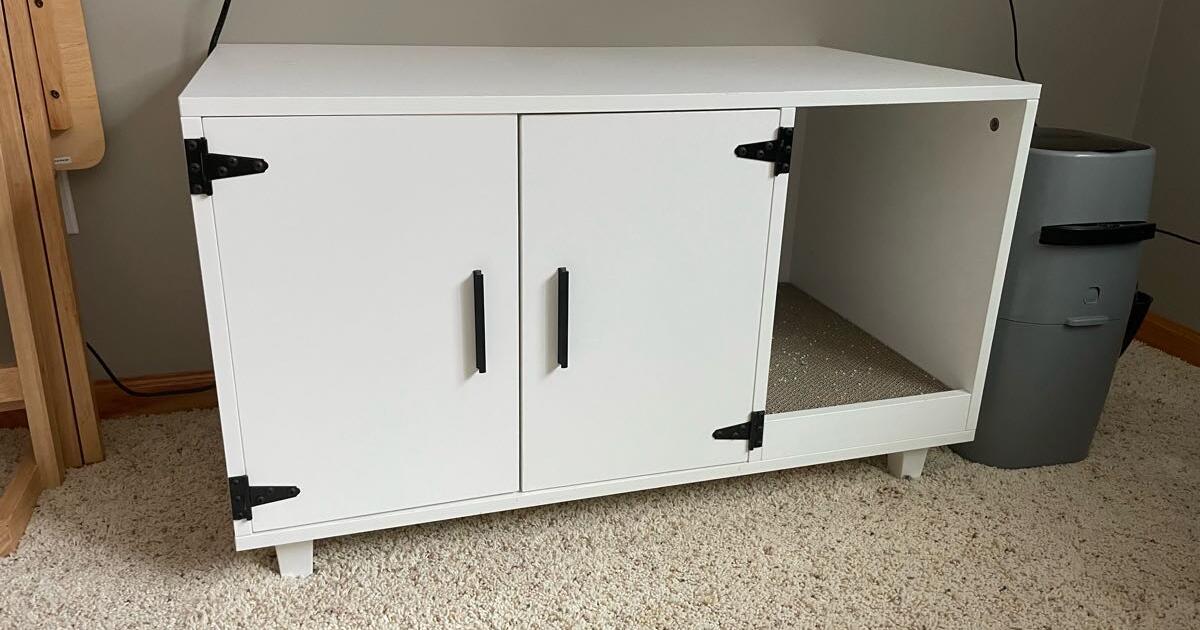 Hidden litter box cabinet for $30 in Champlin, MN | For Sale & Free ...