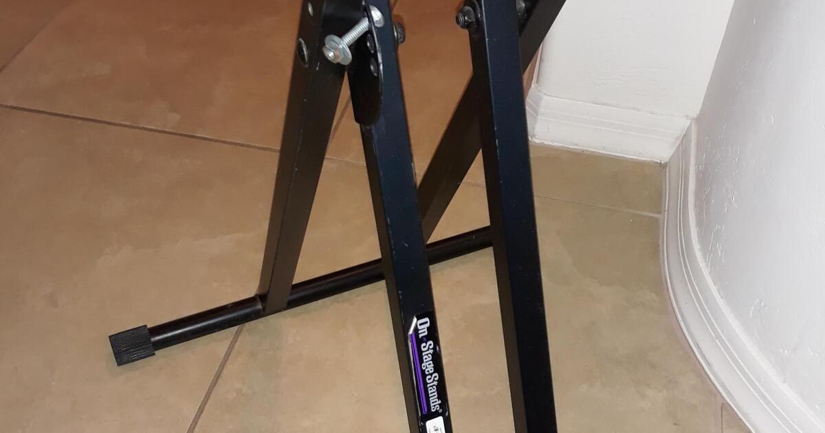 On-Stage Adjustable Double X-Style Keyboard Stand for $15 in Gilbert ...