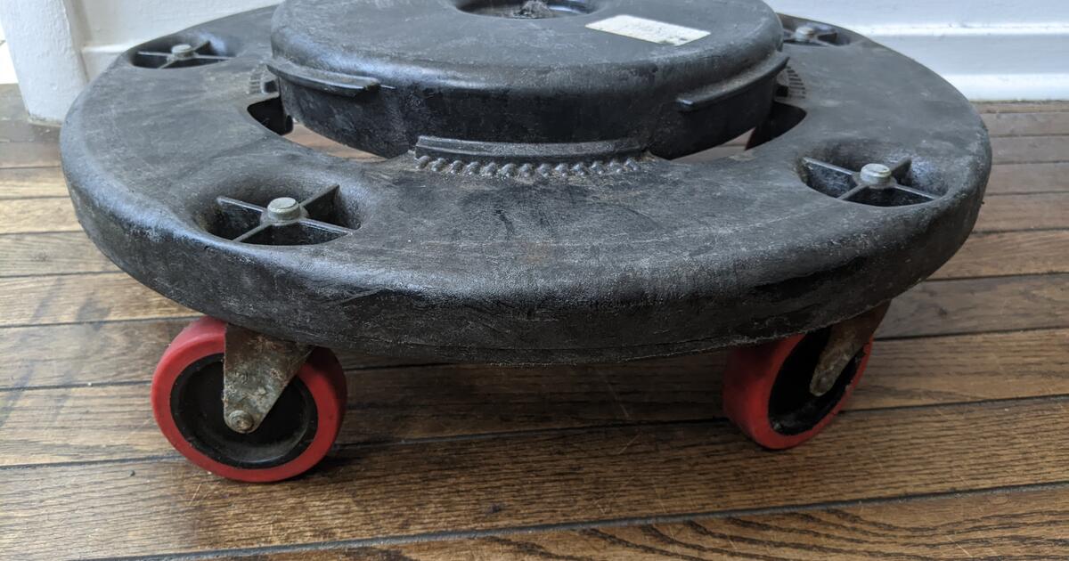 Garbage can roller cart for $15 in Chicago, IL | For Sale & Free — Nextdoor
