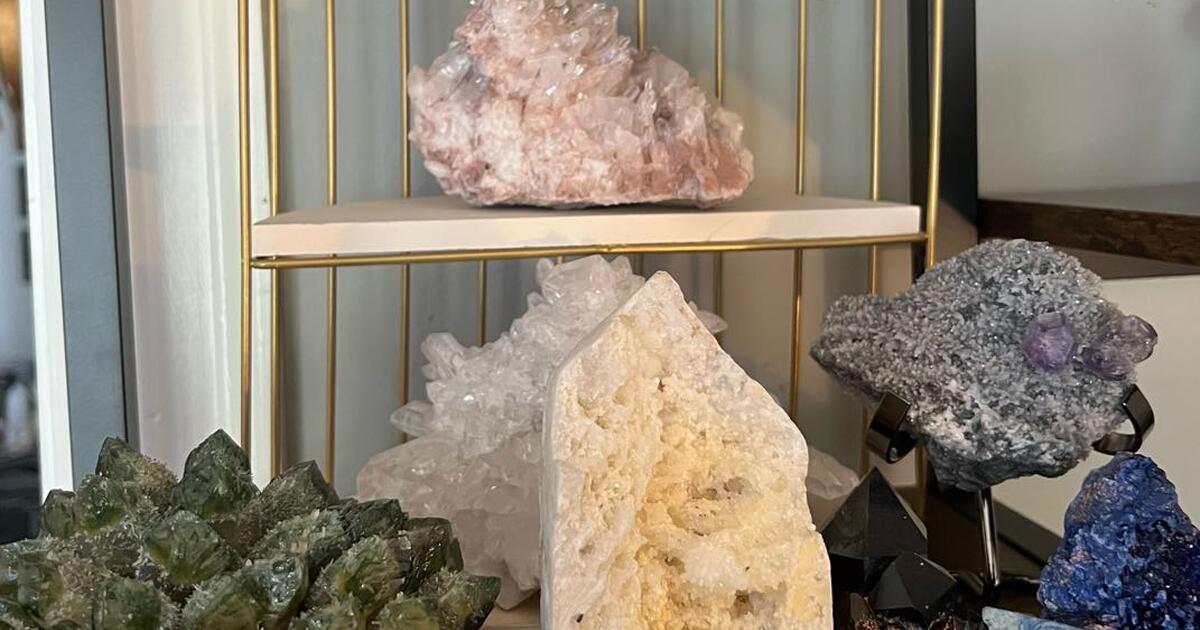 Genuine Crystals for $999 in Western Springs, IL | For Sale & Free ...