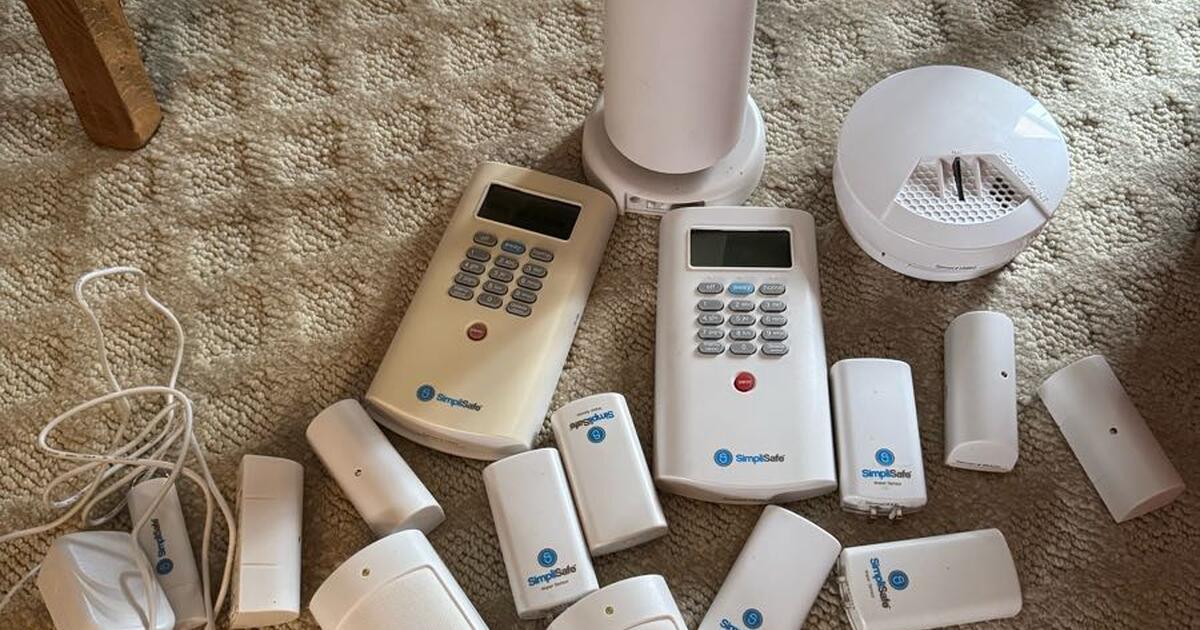 SimpliSafe Home Security System PENDING PICKUP for Free in Eden Prairie, MN | For Sale & Free ...