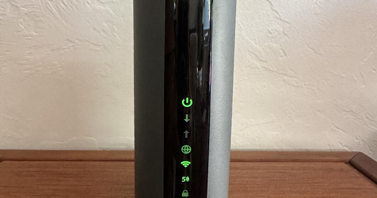 Motorola Cable Modem with Dual Band WiFi Router for $85 in Tucson, AZ ...