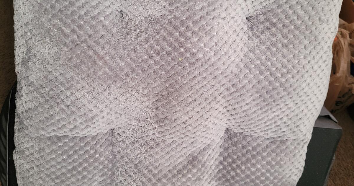 New & gently used like new 3 & Three 4 step sturdy foam dog steps. 1 ...