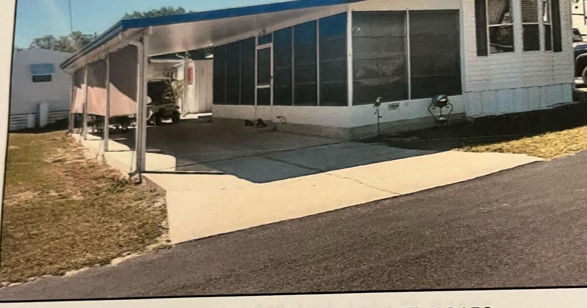 Park Model at Blue Parrot RV Park Lot 348 for $49500 in Lady Lake, FL ...