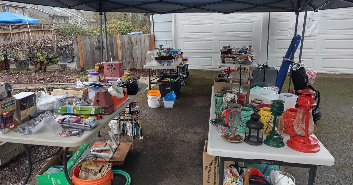 Huge Downsizing Sale (Read Description!!!) for $1 in Tigard, OR | For Sale & Free — Nextdoor