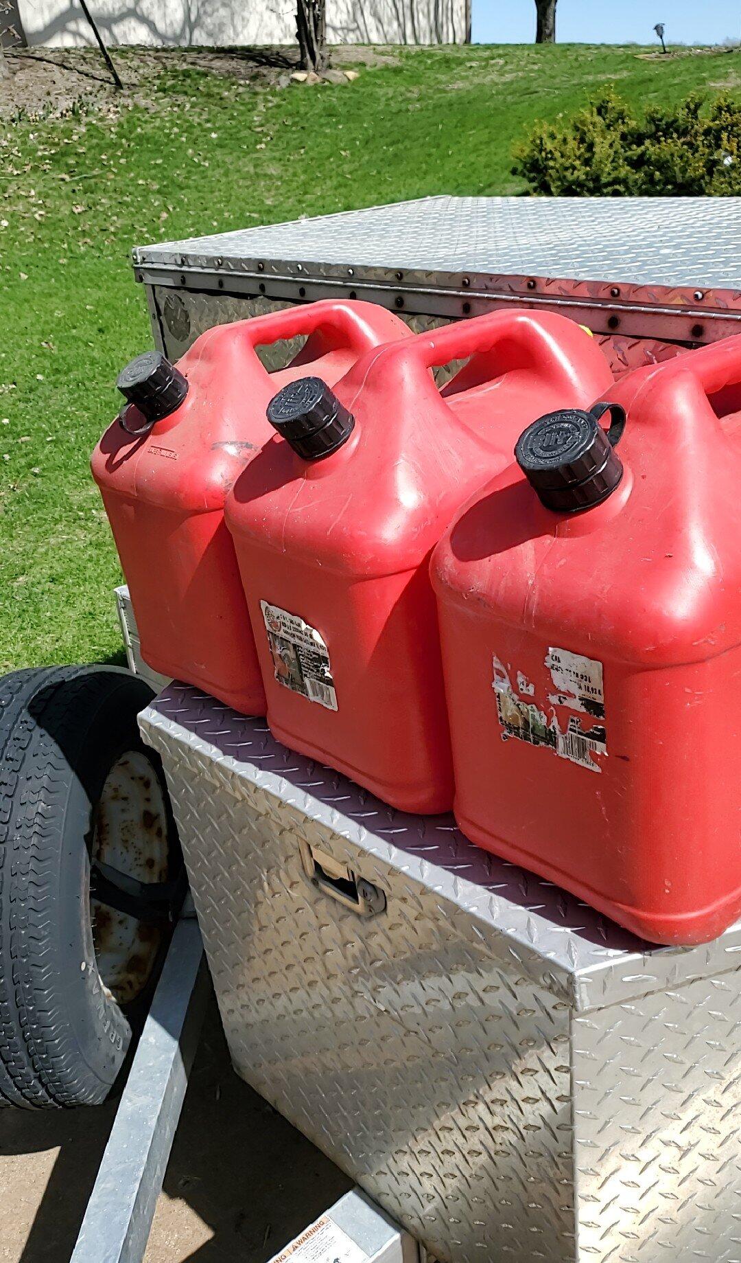 5 gal. gas cans for $10 in Independence, MN | For Sale & Free — Nextdoor