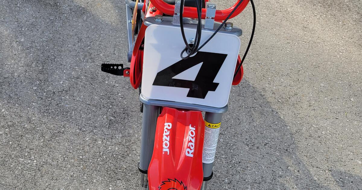 Brand New Dirt Bike- Electric Razor MX500 Dirt Rocket for $550 in Fruit ...