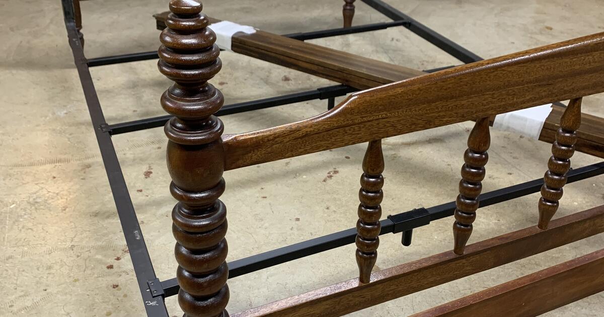 Mahogany Spool Bed frame for $60 in Roanoke, VA | For Sale & Free ...