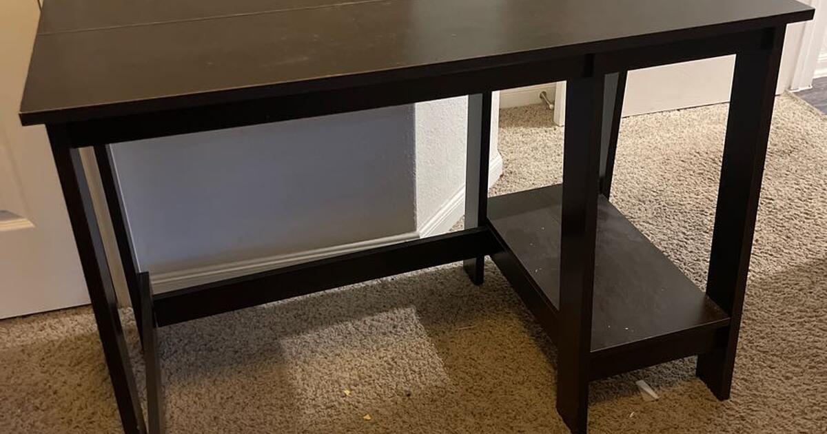 Dark Brown Wooden Desk for Free in Humble, TX | For Sale & Free — Nextdoor