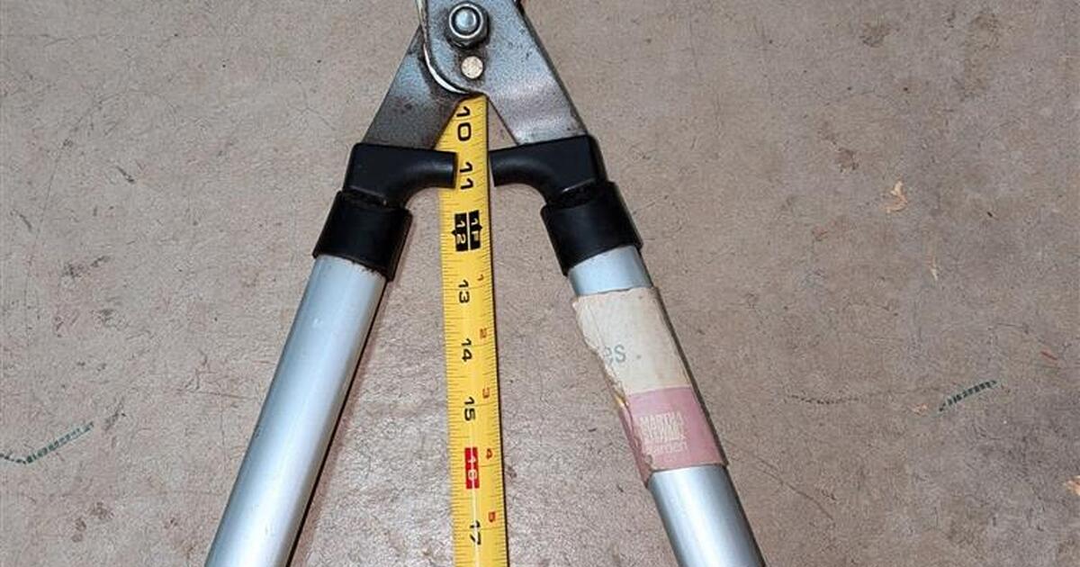 Hedge Shears - Garden Shears - Bush Shears for Free in Bolingbrook, IL ...