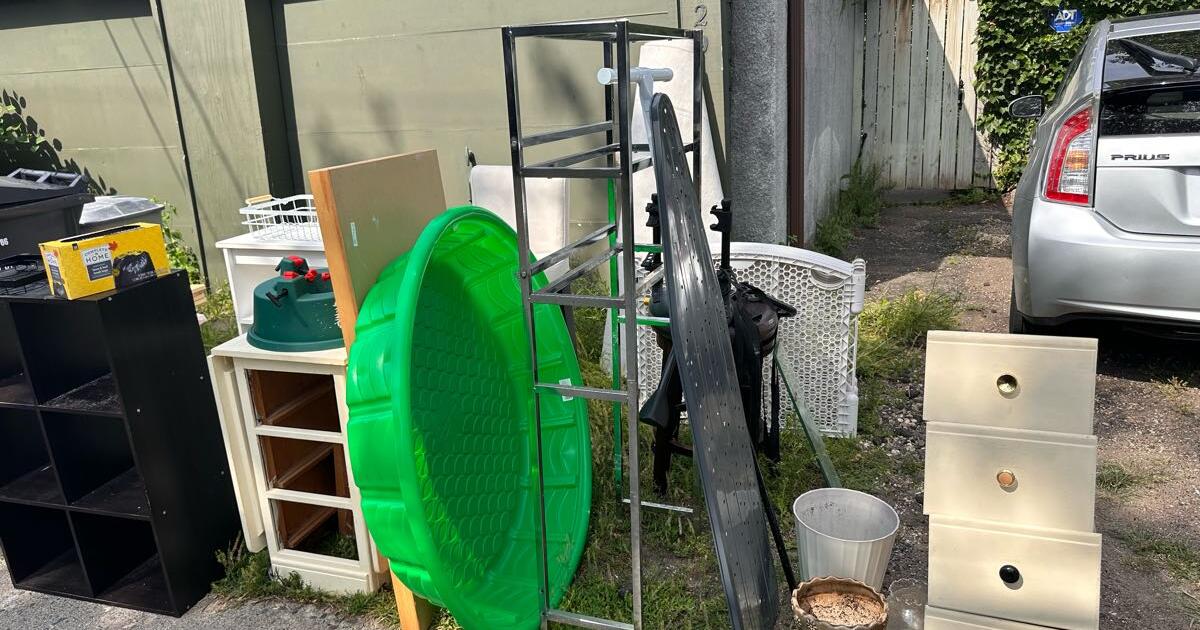 Free Curb / Alley Alert for Free in Minneapolis, MN | Finds — Nextdoor