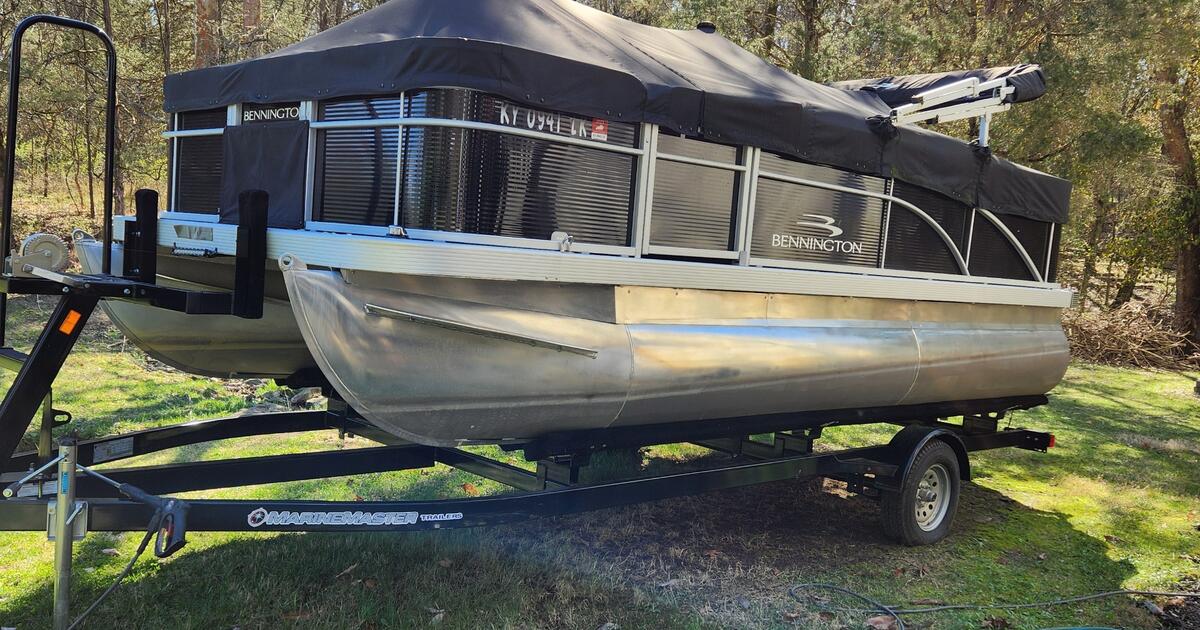 2021 Bennington 188svf 18' Fishing Pontoon & Trailer for $22400 in ...
