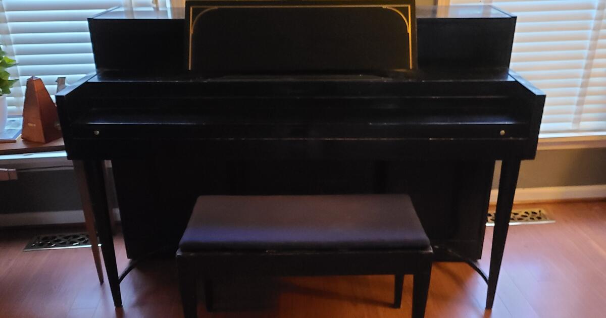 Janssen upright Piano for Free in Pittsford, NY | For Sale & Free ...