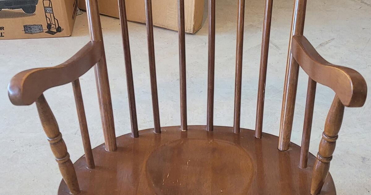 Rocking Chair for $15 in Willis, TX | For Sale & Free — Nextdoor