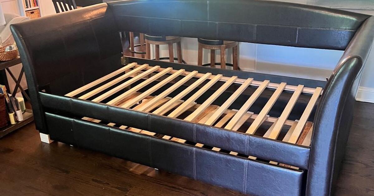 Twin daybed frame with roll under trundle frame for Free in Lisle, IL ...