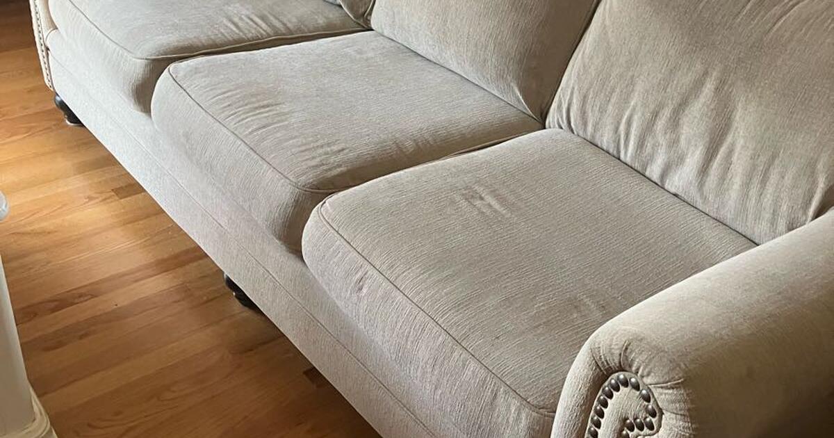 living-room-sofa-for-free-in-rochdale-ma-for-sale-free-nextdoor