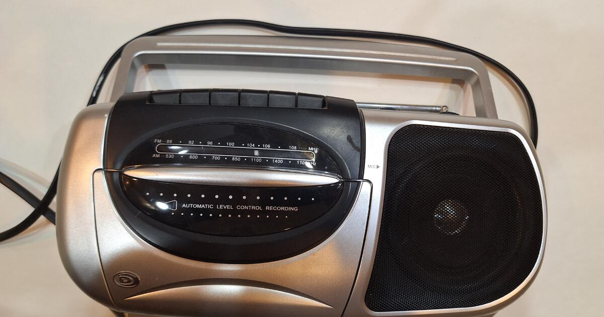Durabrand CT-995 AM/FM Radio Cassette Recorder in need of TLC for Free in Maynard, MA | For Sale ...