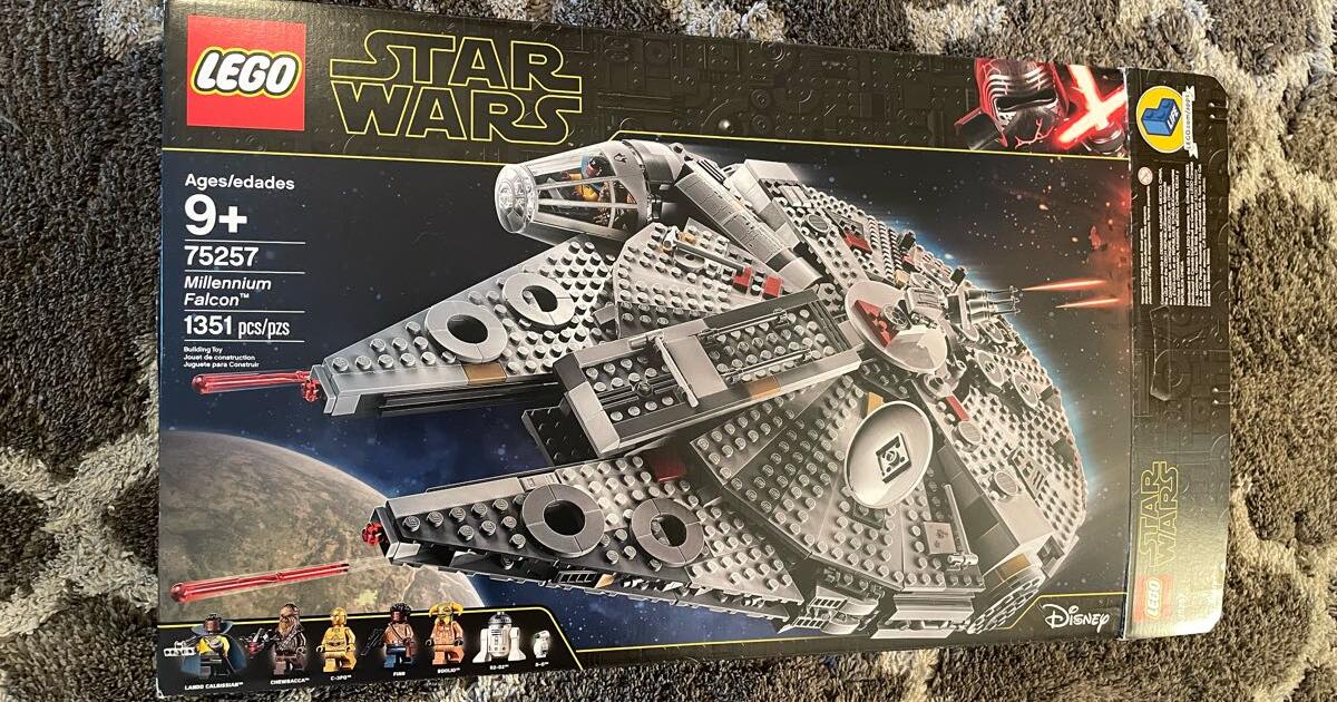 Star Wars Lego Set ASSEMBLED Millennium Falcon Used with Box for $50 in ...