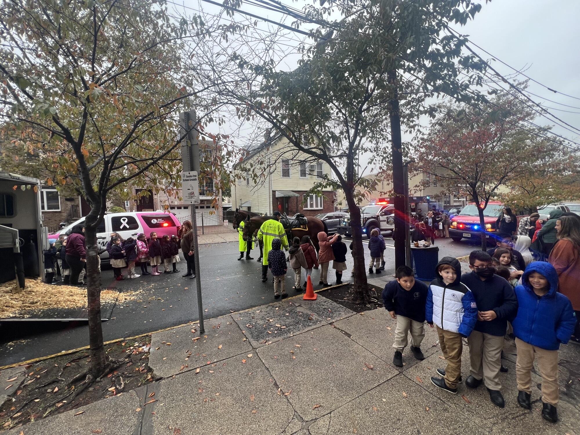 3rd Precinct School Resource Officer and Community Service Officer Host ...