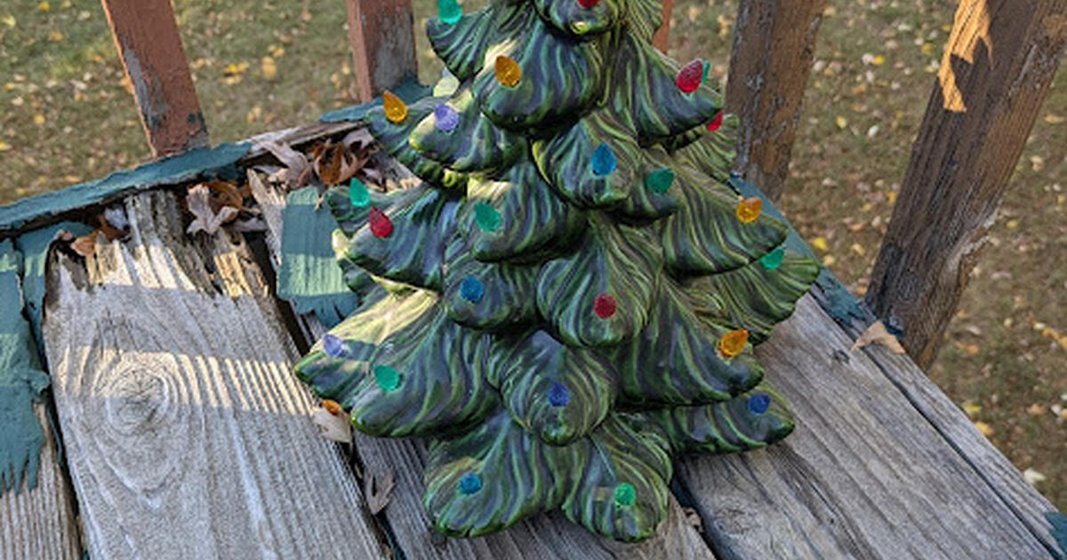 Vintage Ceramic Mold Christmas Tree (15" tall) for $25 in Burnsville ...