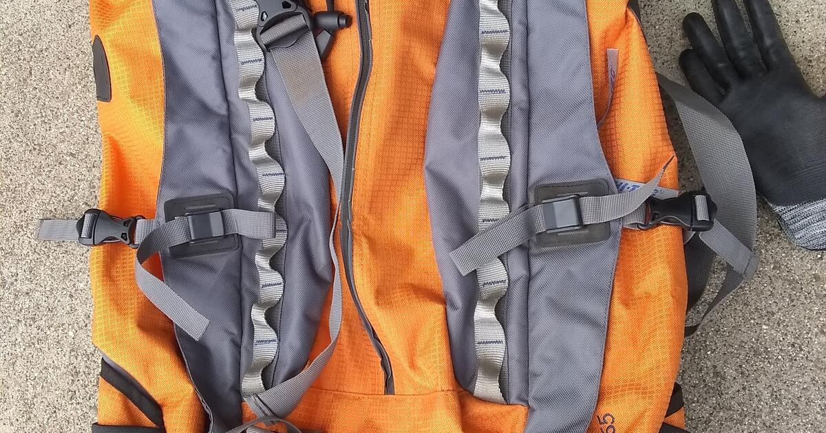 Hi-Tec hiking backpack Tioga 65 Lt Hiking gear for $65 in San Jose, CA ...