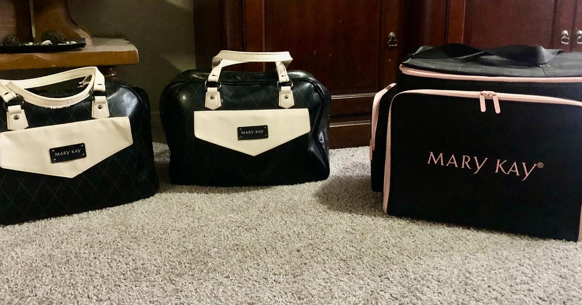 2 Mary kay carriers, 1 travel organizer + Samples and more for $70 in ...