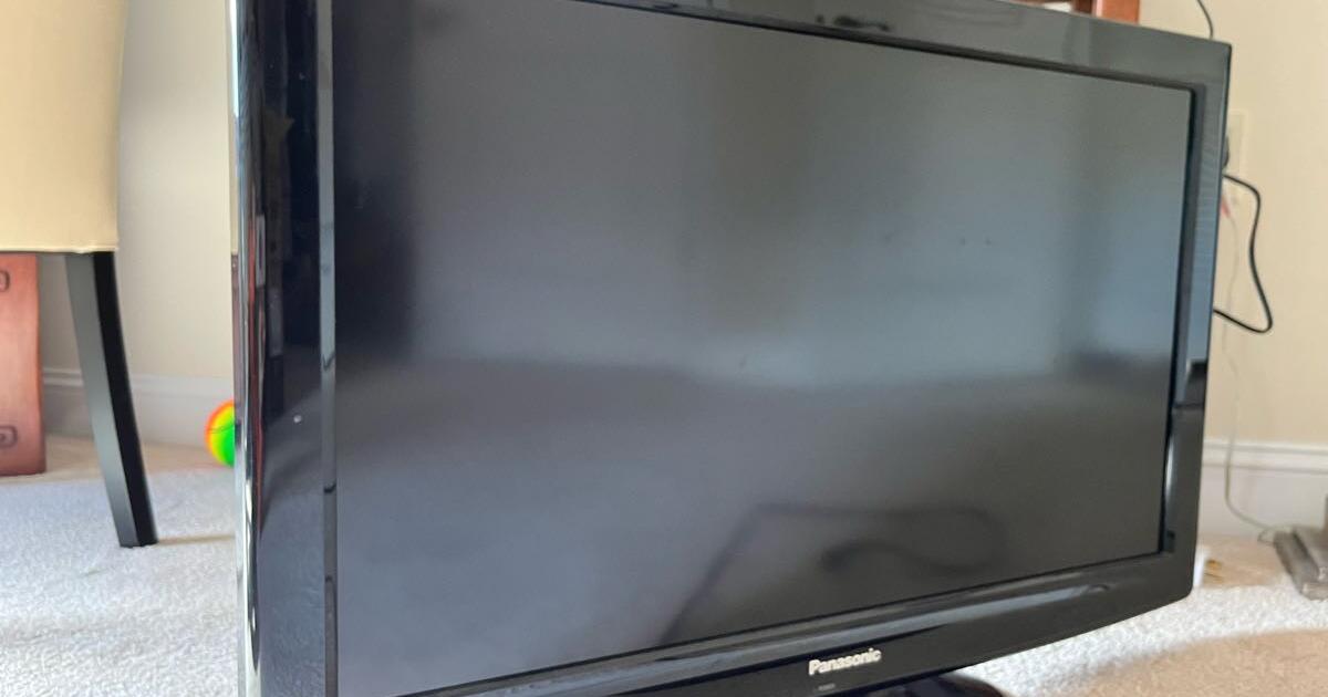36 inch Panasonic TV in Allendale, NJ | For Sale & Free — Nextdoor