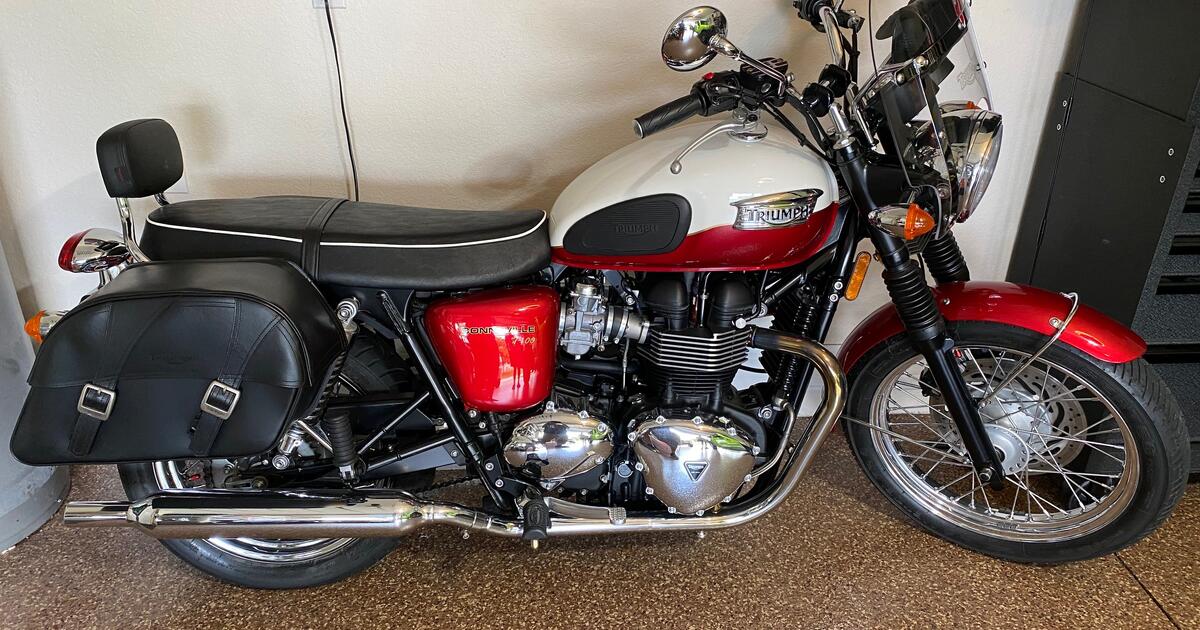 Motorcycle: 2013 Triumph Bonneville T100 for $5000 in Port Charlotte ...