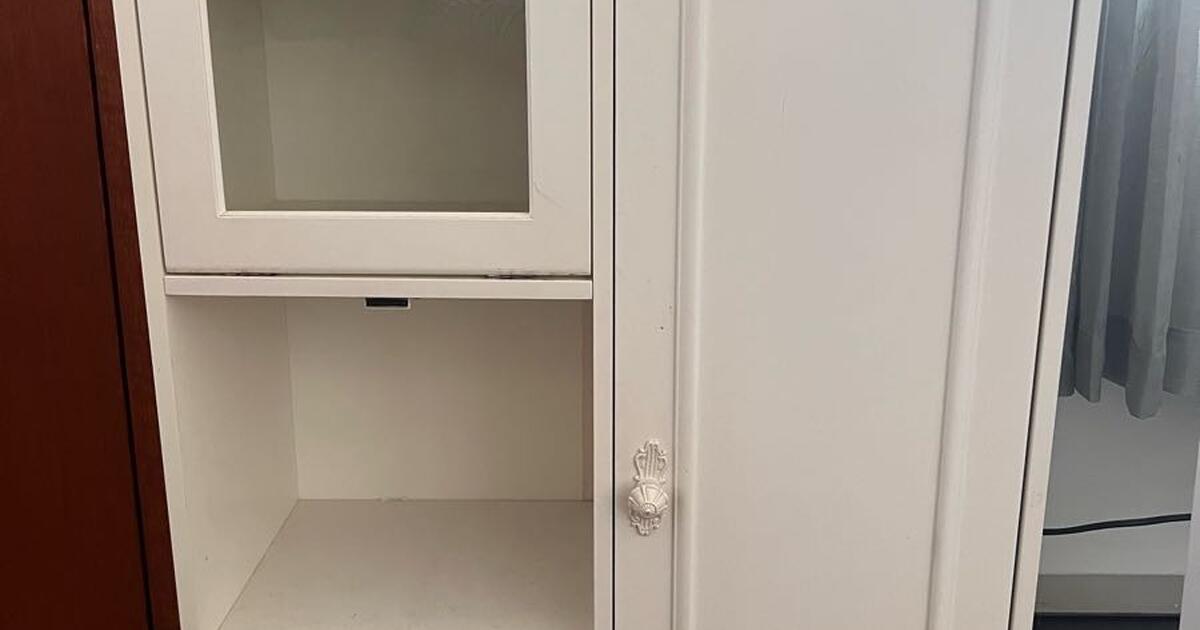 PICK UP PENDING White Cabinet with Glass Doors for Free in Poulsbo, WA ...