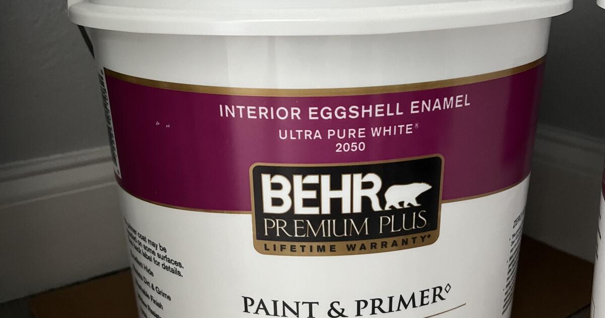 5 Gallon Behr Premium Plus Paint & Primer Interior Eggshell Enamel ...