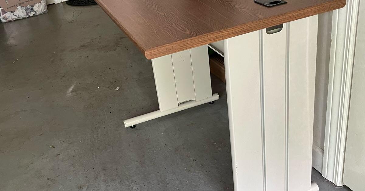 HON metal desk for Free in Atlanta, GA | For Sale & Free — Nextdoor