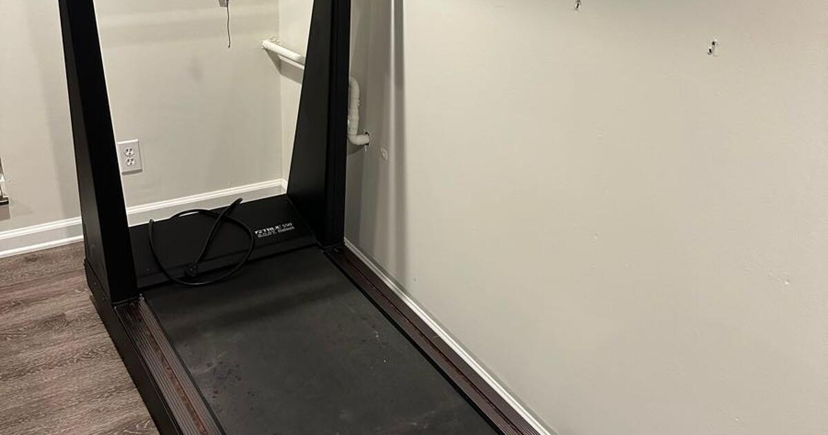 Precor True 550 Series Treadmill for Free in Mercer Island, WA | For ...