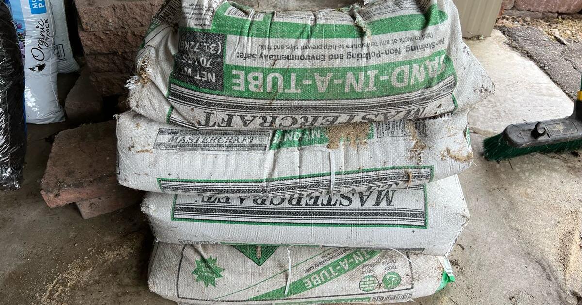 PPU - Sand-in-a-tube 70 lb bags x4 for Free in Golden Valley, MN | For ...