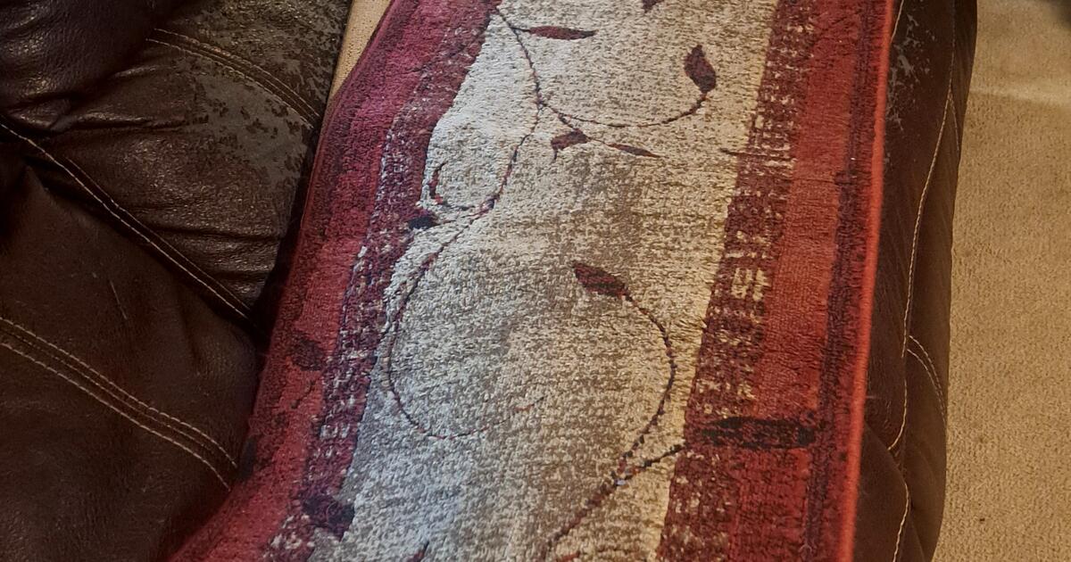 Allen + Roth Tinsley Red Rug & Matching Runner for $60 in Tallahassee ...