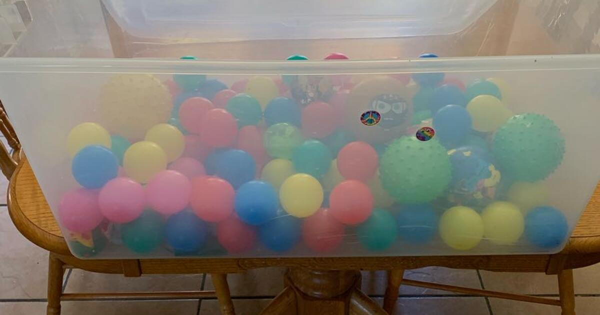 Tub of balls for $12 in Coarsegold, CA | For Sale & Free — Nextdoor