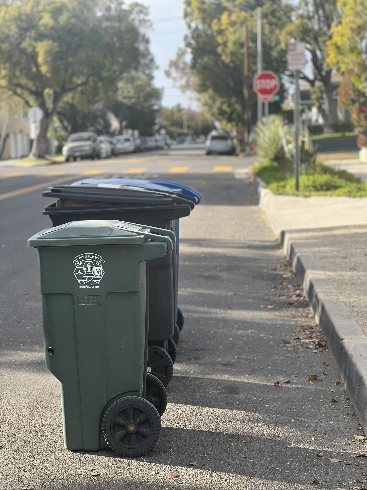 Friendly reminder as the rain approaches 🌧 On trash day, please place ...