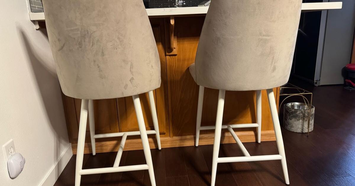 Set of 2 Beige Bar Stools for Free in Renton, WA | For Sale & Free ...