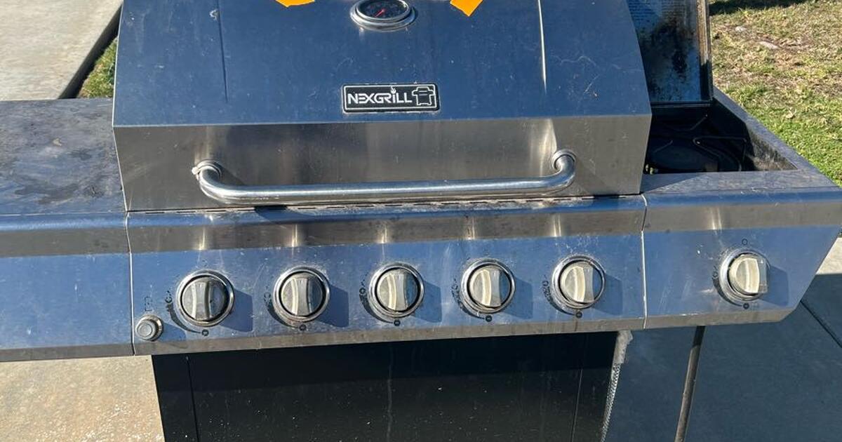 FREE gas grill 5 burner for Free in San Marcos, CA | For Sale & Free ...
