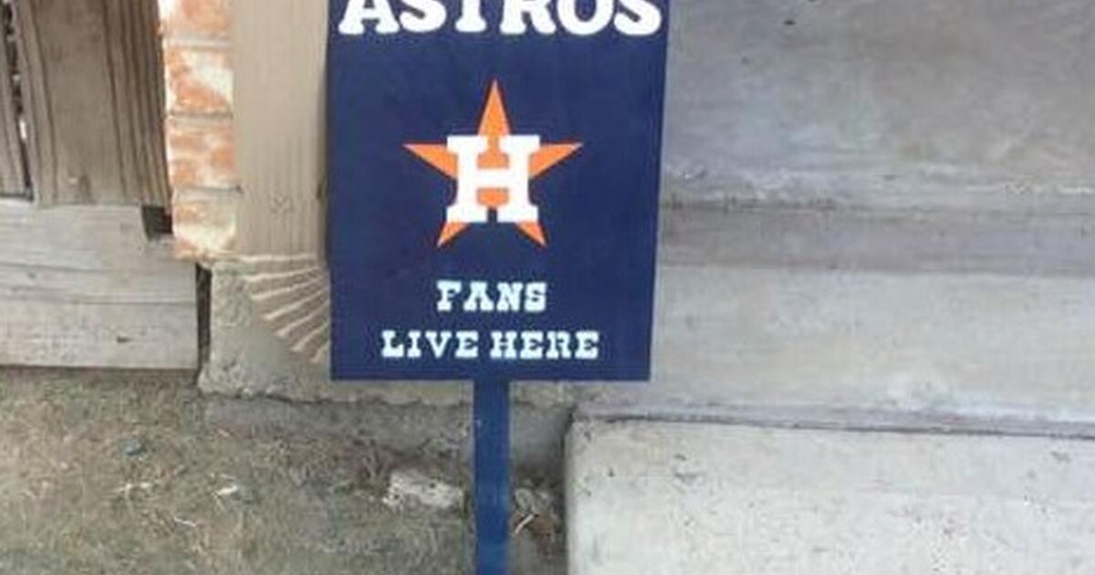 HOUSTON ASTROS YARD SIGNS for $30 in Pasadena, TX | For Sale & Free ...