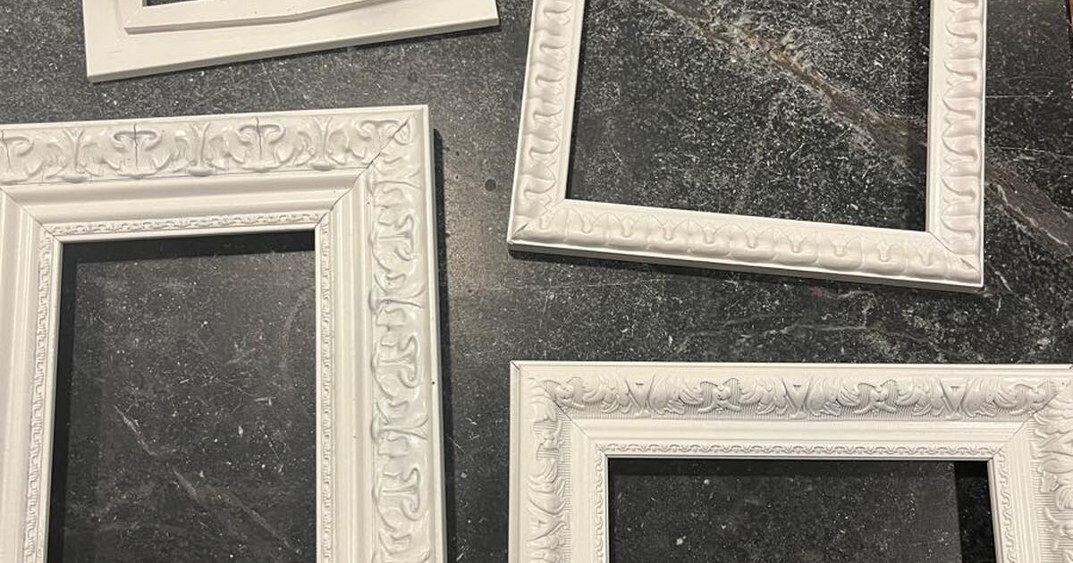 Set of 4 White Decorative Frames - pending pickup for Free in Denver ...