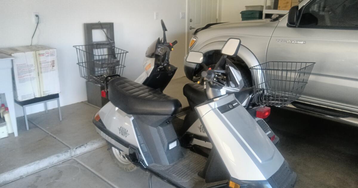 Two 2005 Honda CH80 Elite Scooters for $2500 in Sahuarita, AZ | For Sale & Free — Nextdoor