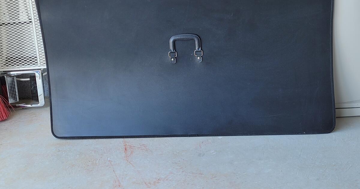 picture/Art Carrying cases for $20 in New Kent, VA | For Sale & Free ...