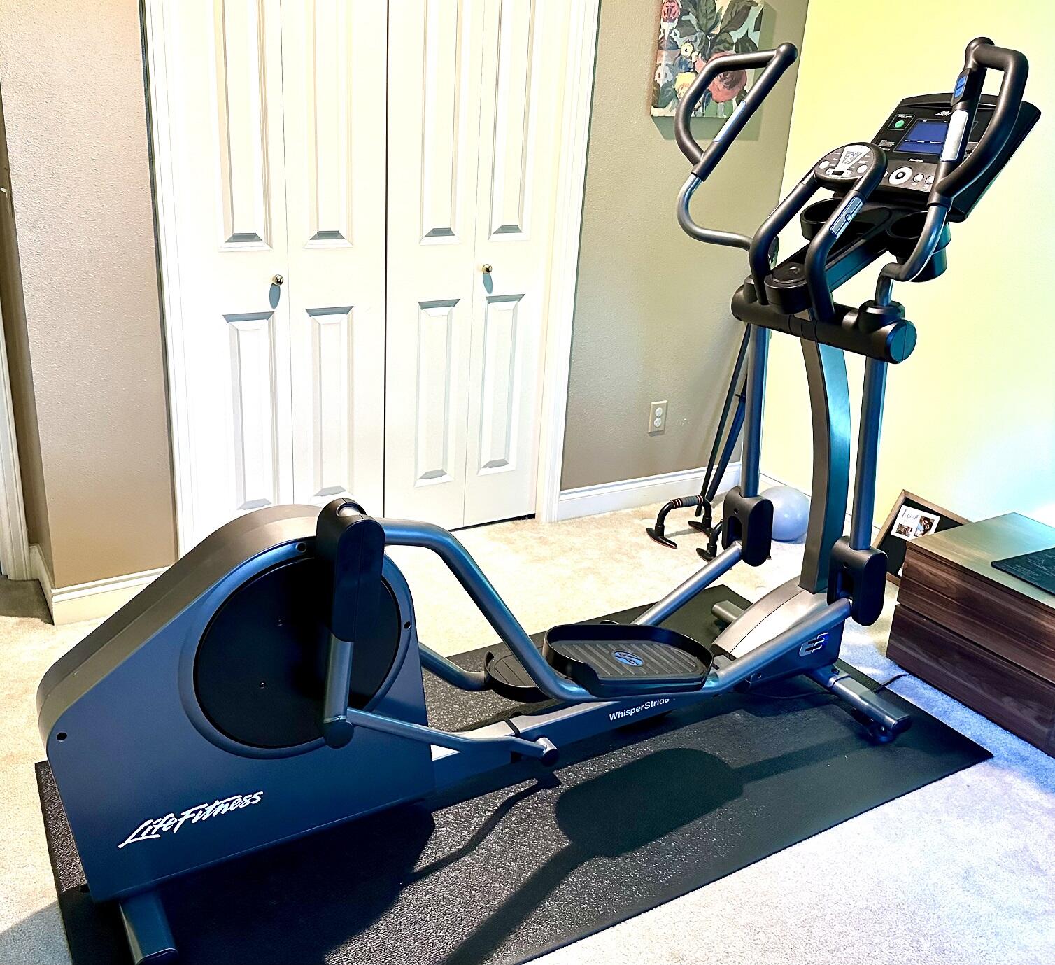 Life Fitness E3 ELLIPTICAL CROSS-TRAINER for $2065 in Sammamish, WA ...