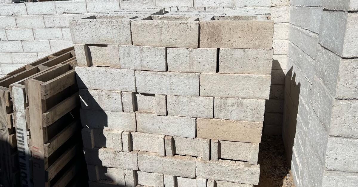 Slump Block for $150 in Rio Rancho, NM | For Sale & Free — Nextdoor