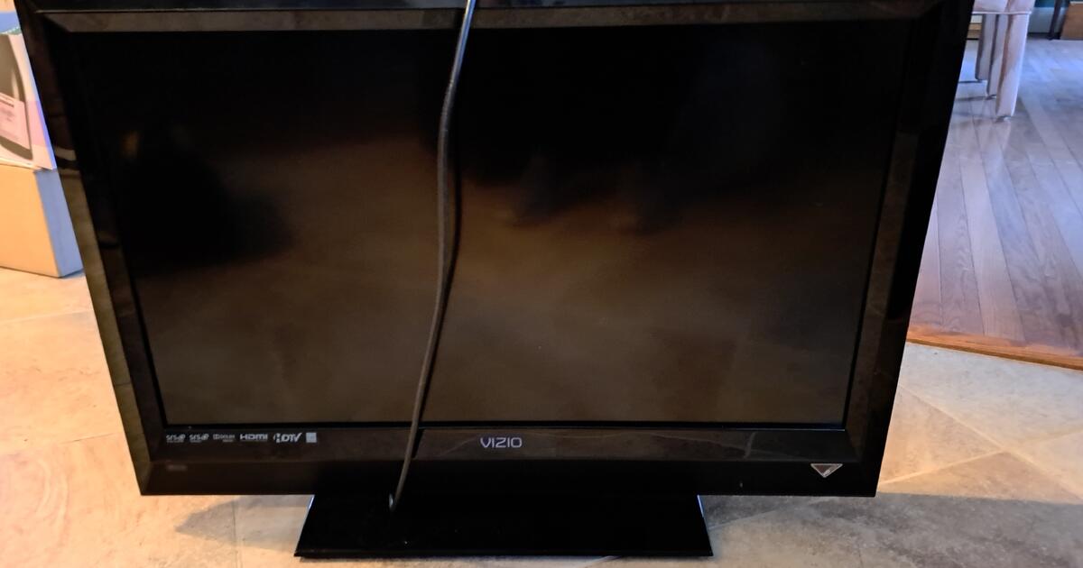 32 inch HDTV -- FREE for Free in Califon, NJ | For Sale & Free — Nextdoor
